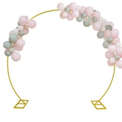 gold circle ring backdrop